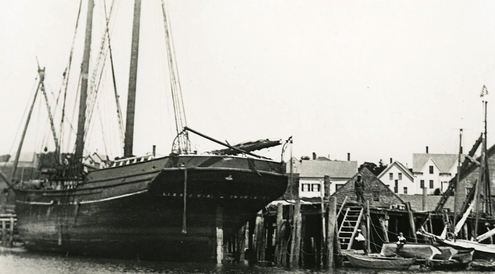 Schooner Lizzie Carr – Nautico Star